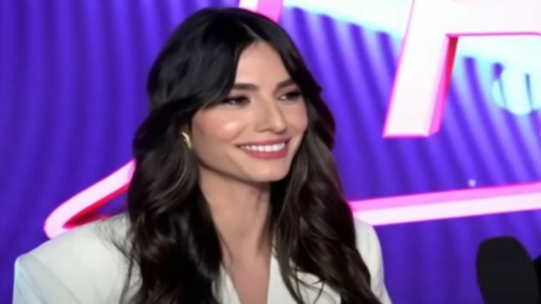 Ηλιάνα Παπαγεωργίου: Βιογραφικό, ηλικία, ο γάμος, τα κιλά, το ύψος και η σχέση με τον Snik | Debater