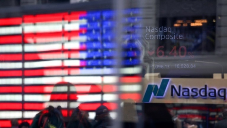 Νέα Υόρκη: Έκλεισε χωρίς κατεύθυνση το χρηματιστήριο