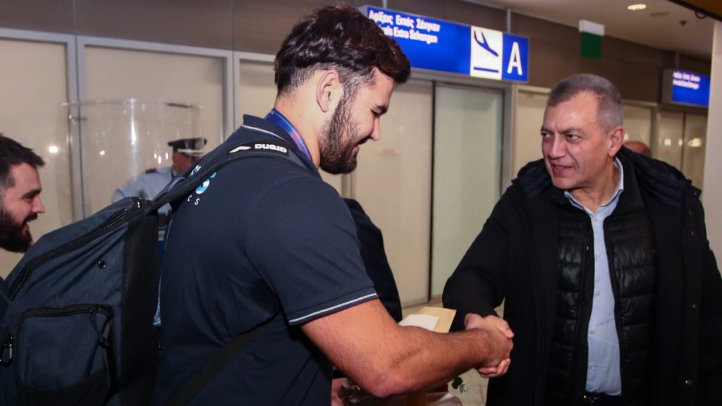 Εθνική πόλο ανδρών: Επέστρεψε στην Ελλάδα με το ιστορικό χάλκινο ...